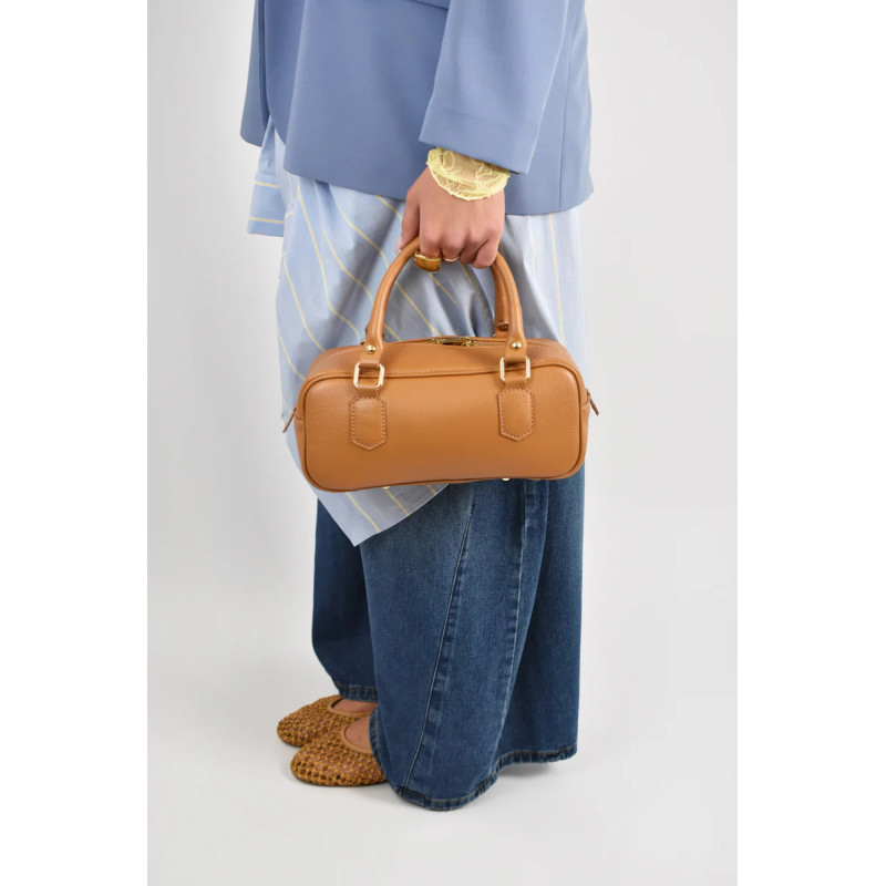 Mini bolso bandolera de piel camel June - IBAGS BELTS